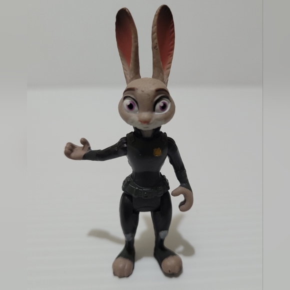 Disney | Toys | Disney Zootopia Action Figure Judy Hopps Tomy 3 Tall ...